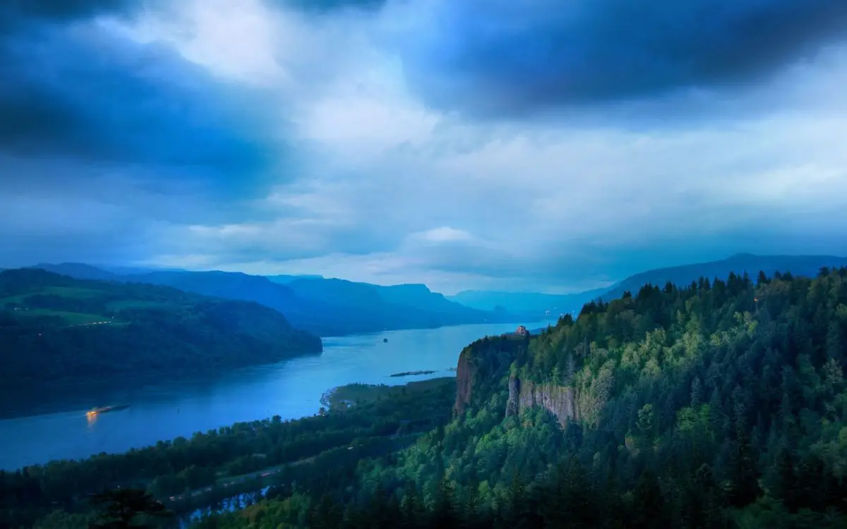 Columbia River: location, and everything you don't know about it