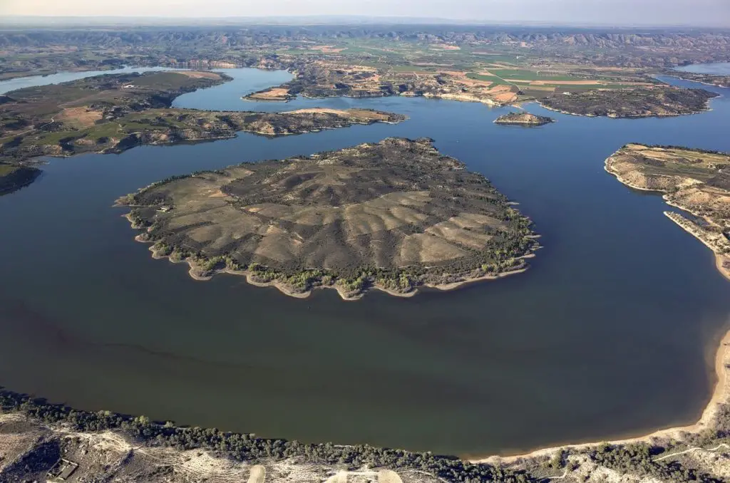 RÍO EBRO: Ubicacion, Mapa, Nacimiento y mucho más.