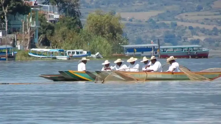 CONOCE EL LAGO DE PÁTZCUARO Y SUS FAMOSAS ISLAS