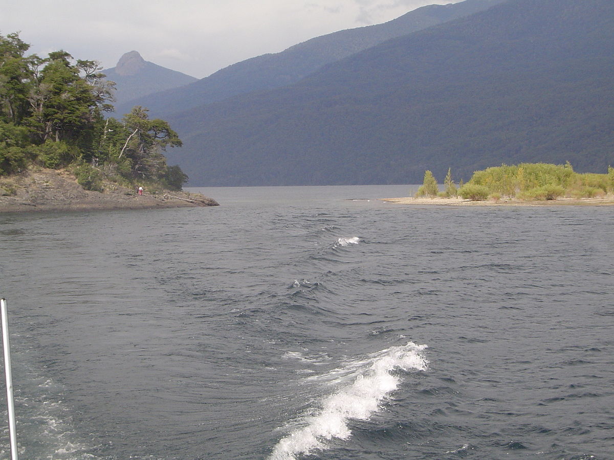 TODO ACERCA DEL HERMOSO LAGO LÁCAR, DE ORIGEN GLACIAR