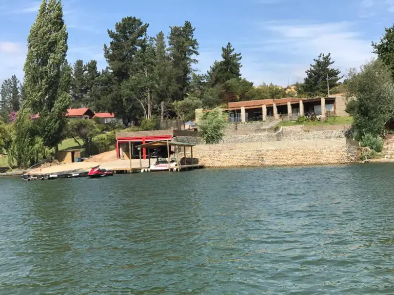 DESCUBRE EL LAGO RAPEL, CREADO ARTIFICIALMENTE EN CHILE