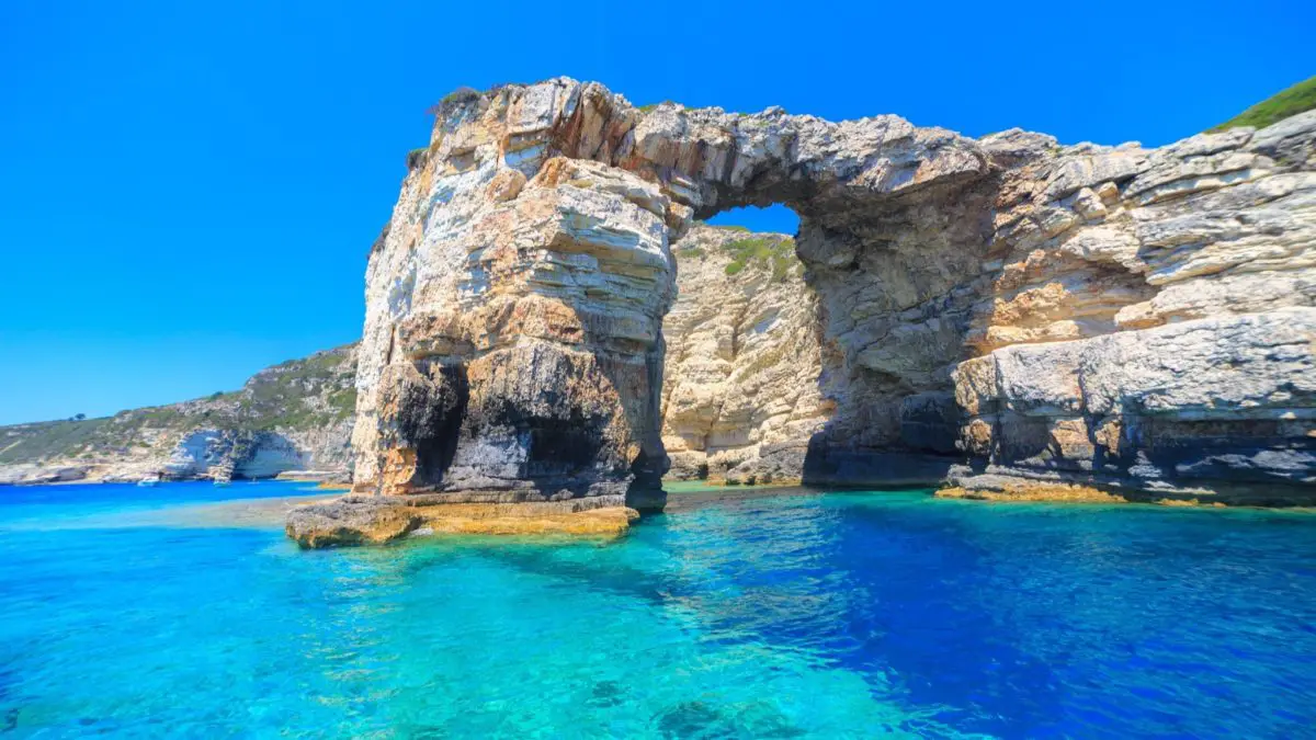 MAR JÓNICO, MAR DE COMERCIO ENTRE GRECIA Y ROMA