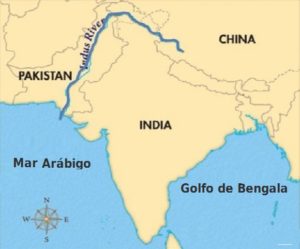 EL RÍO INDO, UNO DE LOS MÁS LARGOS DEL CONTINENTE INDIO